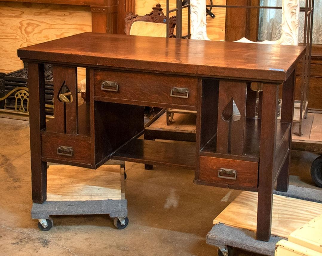 Ship a Desk (SA) to San Antonio | uShip