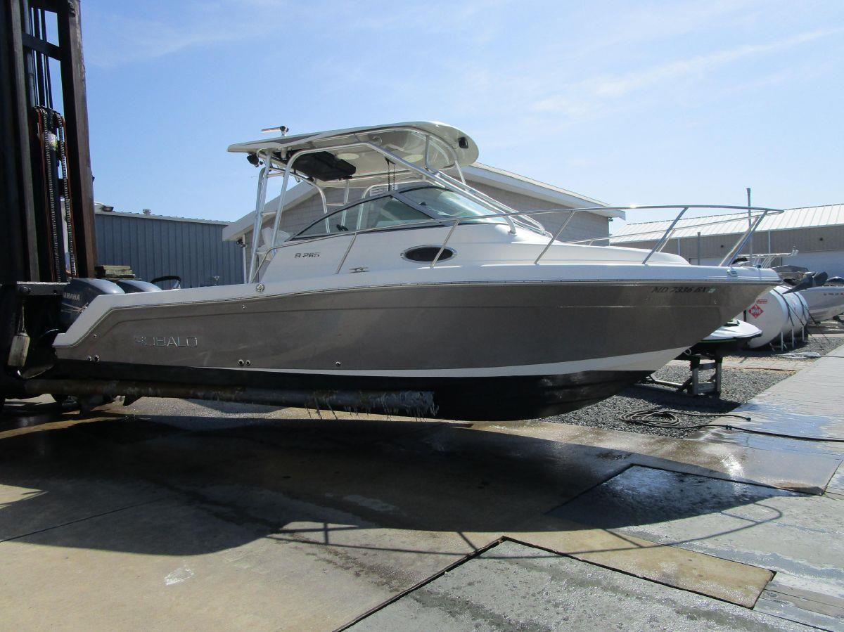 Cost to Ship a 26' Robalo R265 on trailer to Federal Heights | uShip