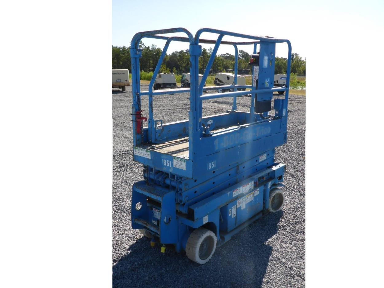 Equipment Movers 2 x Genie lifts and 6 small jacks local in Houston to ...