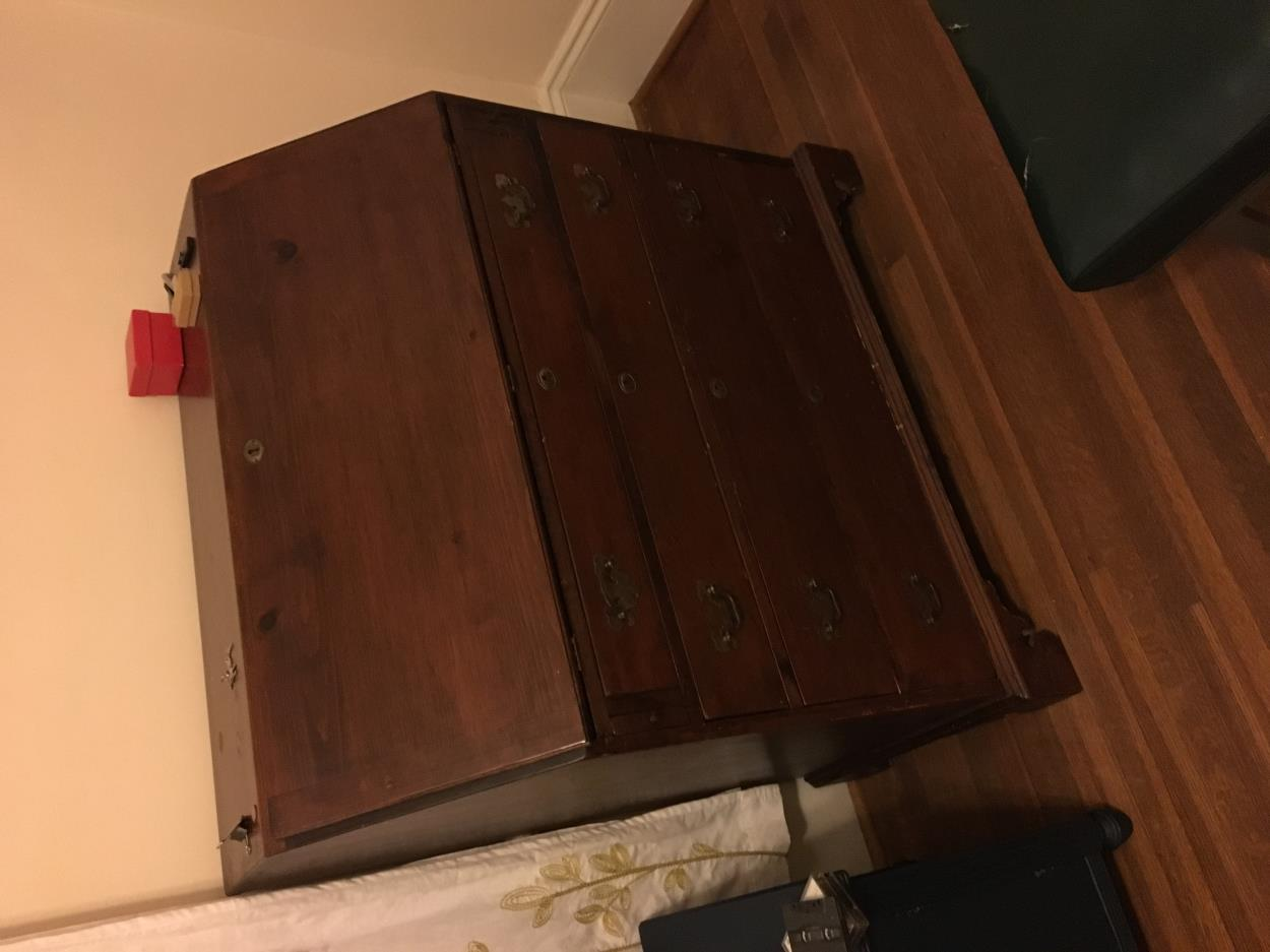Deliver a desk to Ghent | uShip