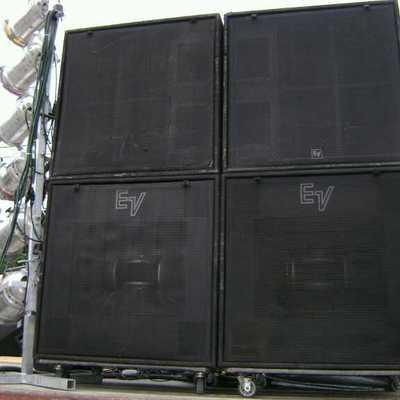 Cost to Ship a Famous EV MTL4 subs / MTH4 highpacks Electrovoice to ...