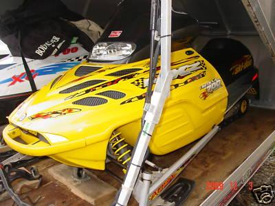 Quote to Ship a 2001 MXZ 700 LOW MILES 1793 STUDDED TRACK to ...