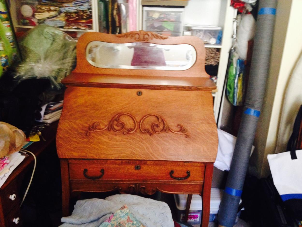 Cheapest Way to Ship a antique desk to Front Royal | uShip