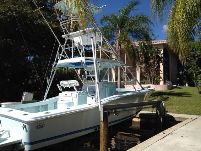 Transport a 31' Rybo Runner Center console with tower to Portsmouth | uShip