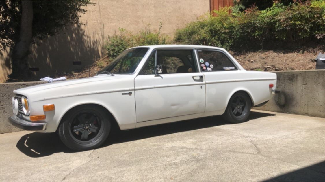 Cost to Ship a 1970 Volvo 142 to Chino | uShip
