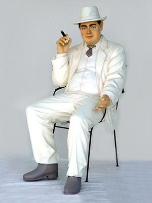 Ship My al capone statue to Aliquippa | uShip