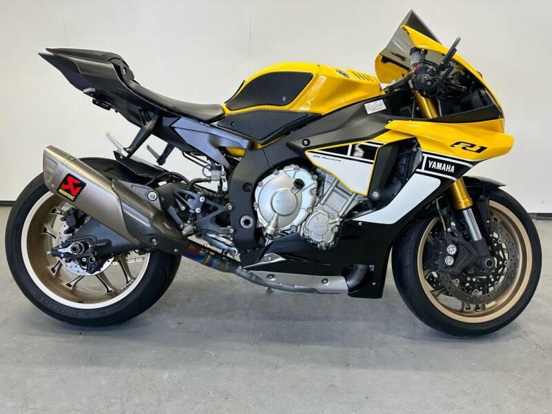 Cost to Ship a 2016 Yamaha YZF-R1 to Union | uShip