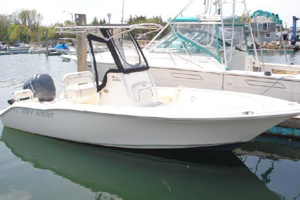 Quote to Ship a 21 foot key west center console to Williamsburg | uShip