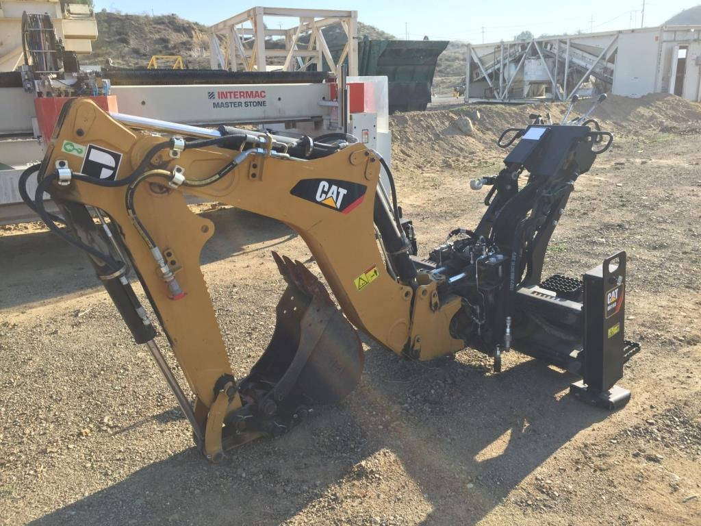 Equipment Transport Caterpillar BH160 Backhoe Attachment to Salinas | uShip