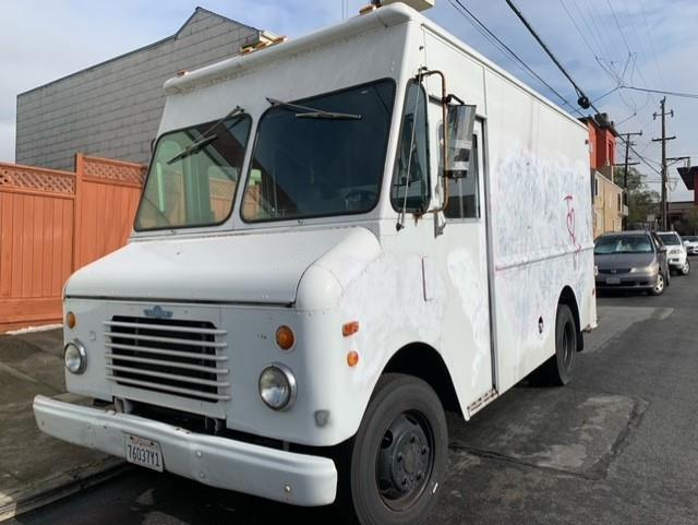 Equipment Shipping 1990 GMC P6T042 STEP VAN to Los Angeles | uShip