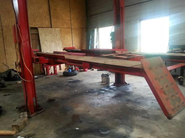 Move a 2 POST ALIGNMENT LIFT to Baltimore | uShip