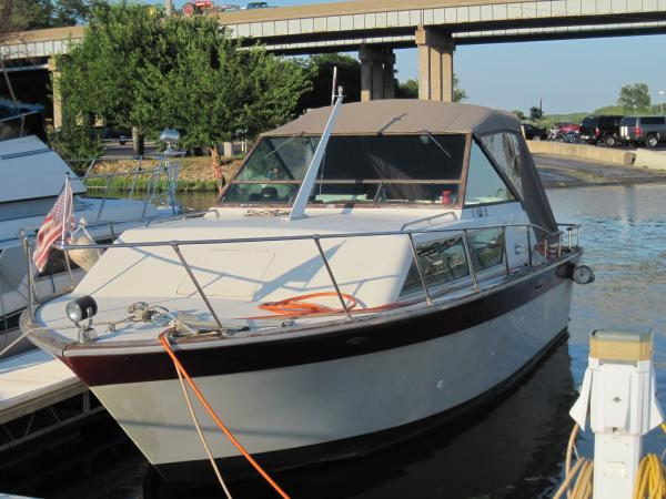 Cost to Transport a 1976 28ft AMF Slickcraft Express to Gordonville | uShip
