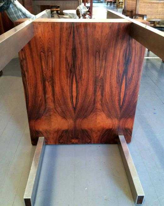 Cost to Deliver a Desk Table Base to Atlanta | uShip