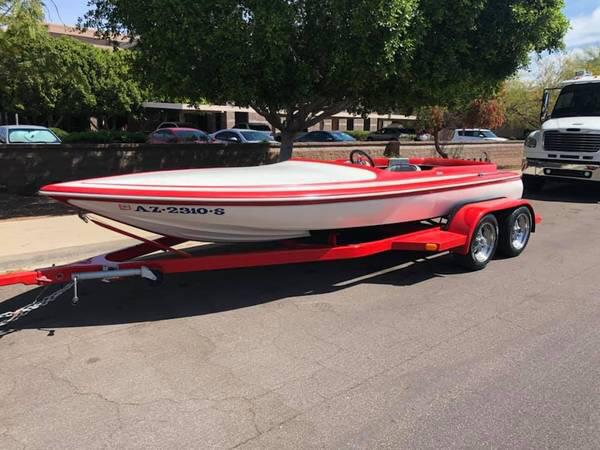 Transport a 18ft Jet Boat w/ tandem axle trailer to Kansas City | uShip