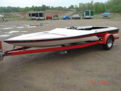 Transport a VERY NICE 1987 MARLIN 19' JET BOAT "NO RESERVE" to Orlando ...