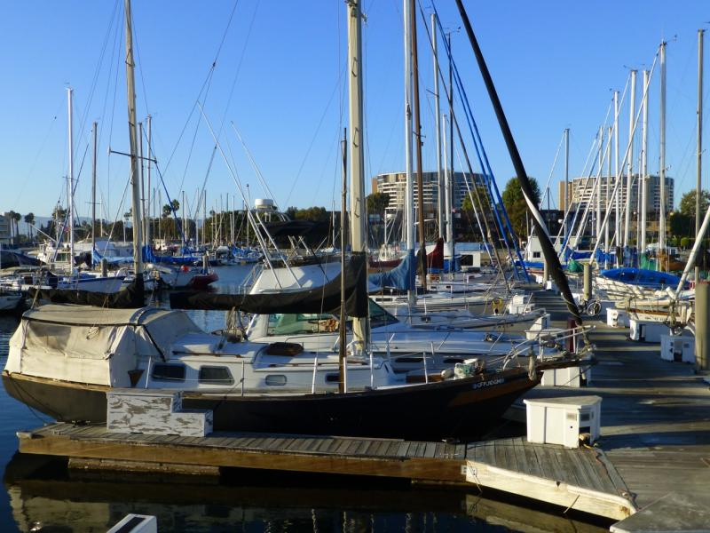Transport a Mariner 31 Sailboat to Haddam | uShip
