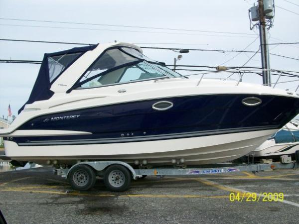 Cost to Ship a 2010 Monterey 260 SCR to Stuart | uShip