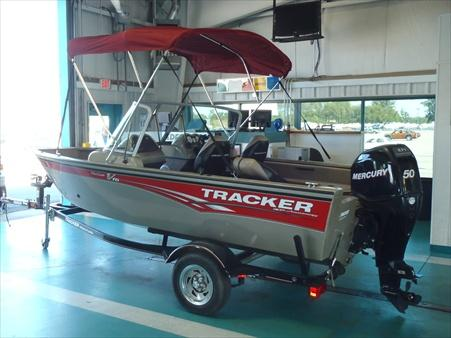Transport a 2008 Tracker Pro Guide V16WT to Hallandale | uShip