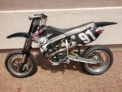 Ship a 1999 492 Vertemati to Davenport | uShip