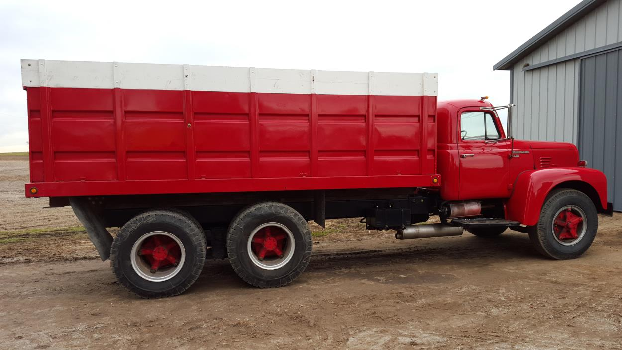 Equipment Transport International harvester R 190 to Canton | uShip