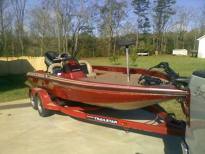Quote to Ship a 1994 Nitro 190 TF Bass Boat to Longview | uShip